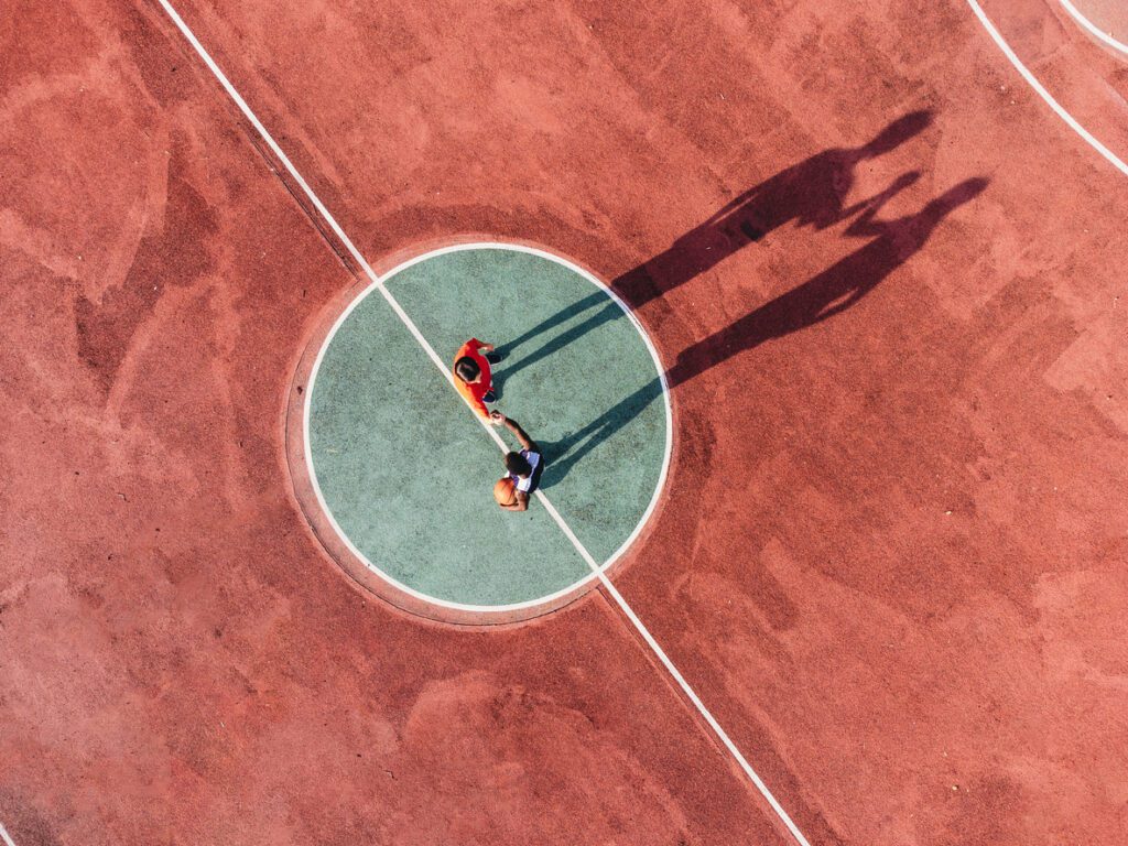 14 Competitor Tracking Tools to Stay Ahead of the Competition | Attest